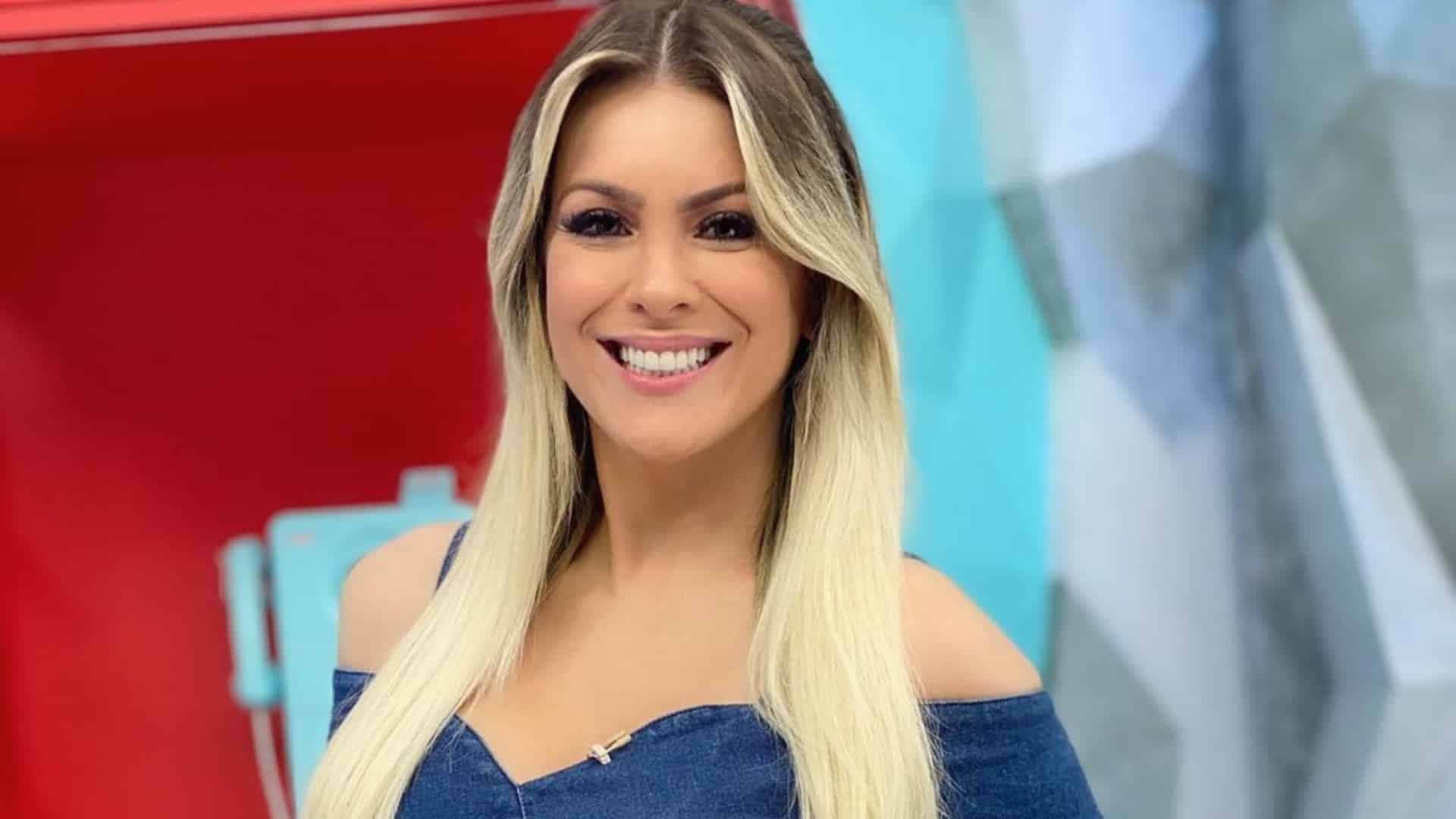 Renata Fan prometeu presentinho especial à colega de programa caso o ...