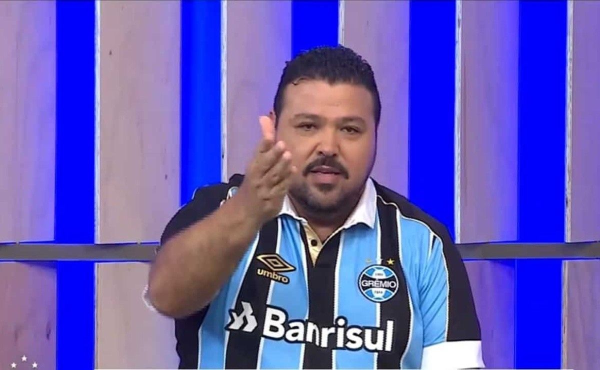 Alex Bagé finalmente se rendeu ao Inter